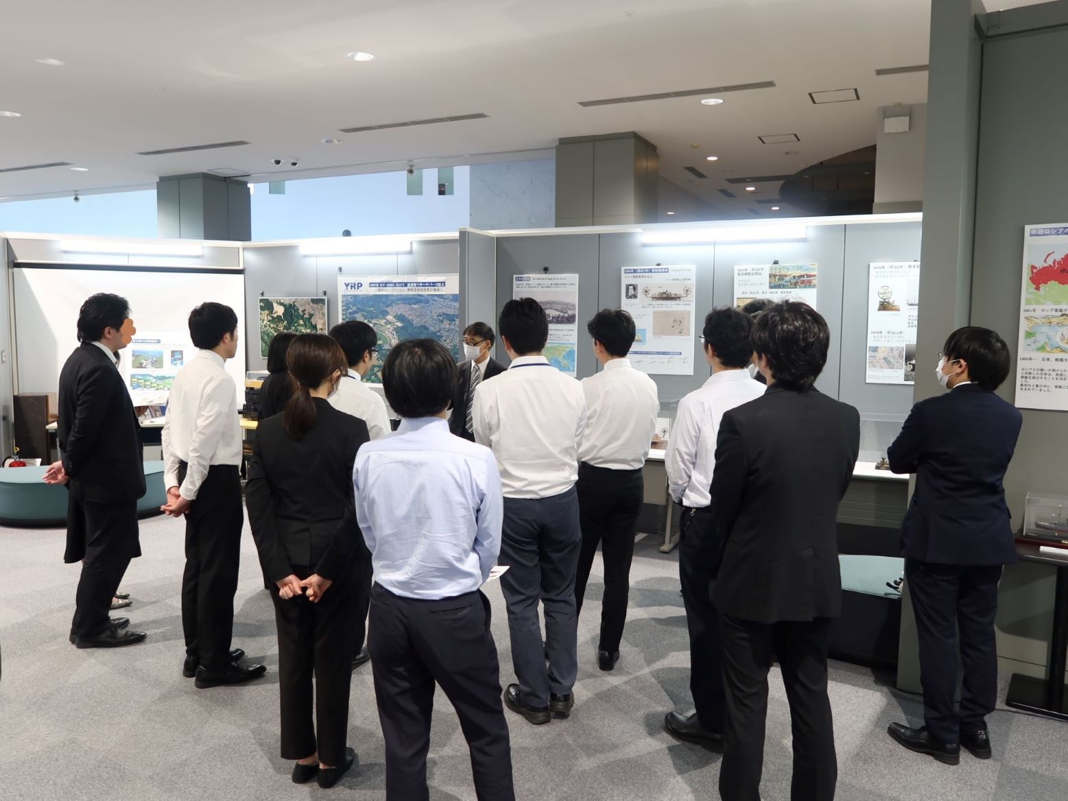 総務省の新規採用職員研修でYRPをご見学頂きました | 横須賀リサーチパーク